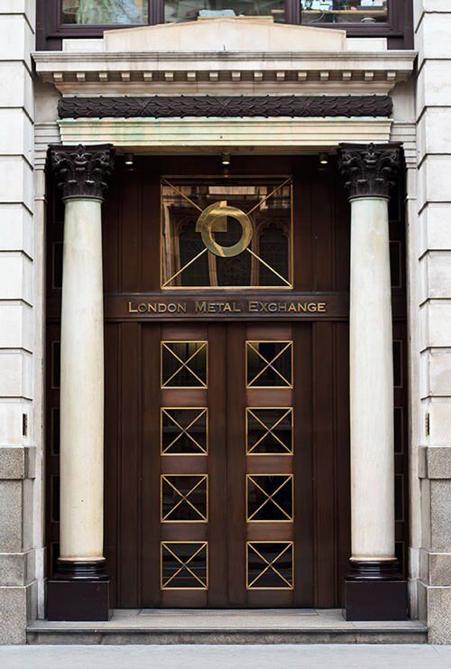 Alloy surcharge, what is it and how to calculate it | Montanstahl